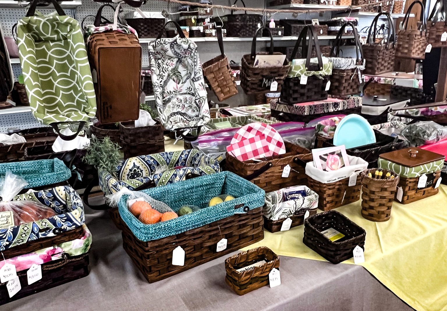 What are 'Cottage Shops'? | Visit Shipshewana