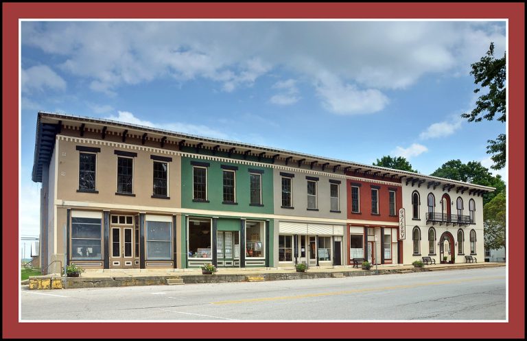 Explore Howe | Visit Shipshewana