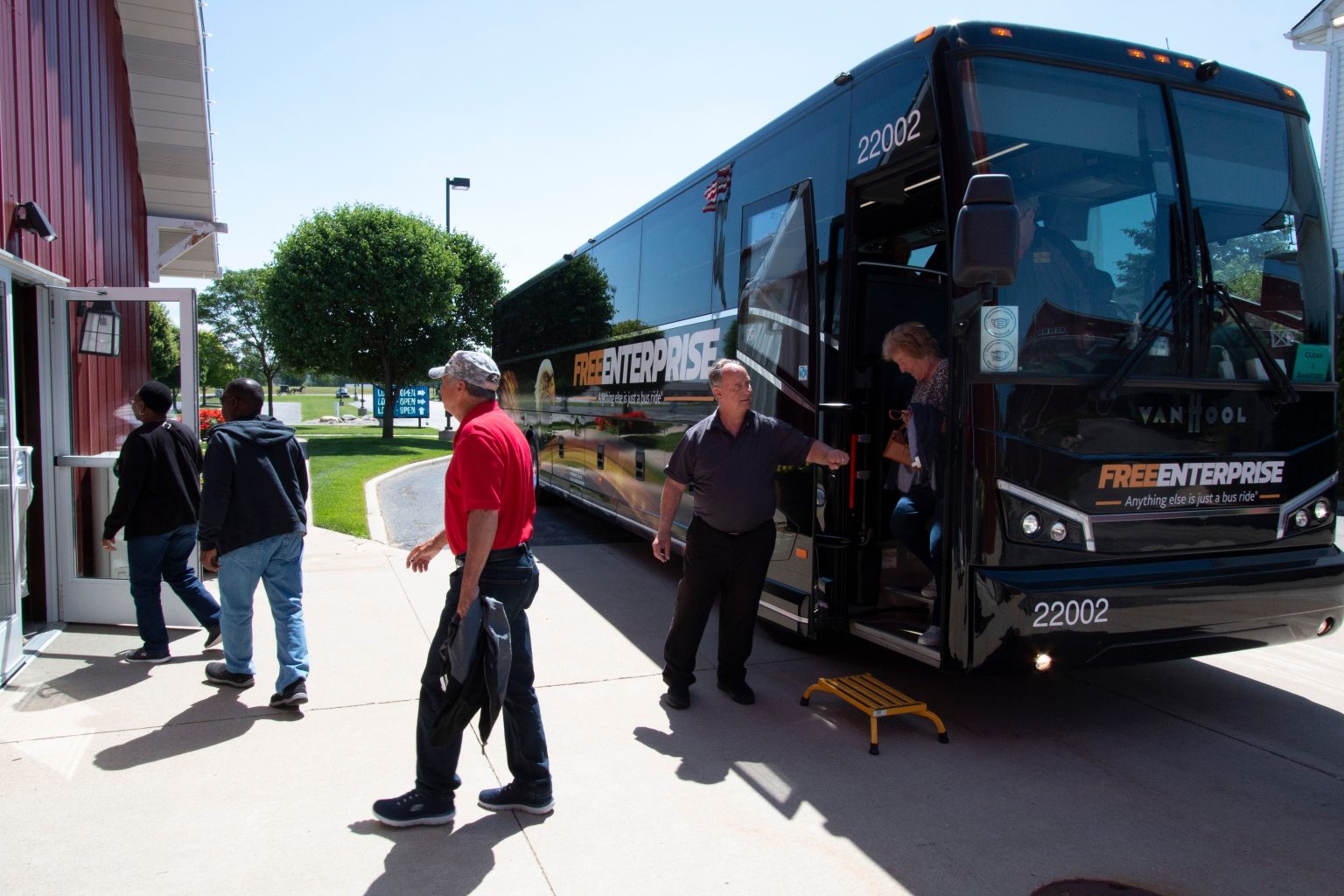 Group Bus Tours & Step-On Guides | Visit Shipshewana