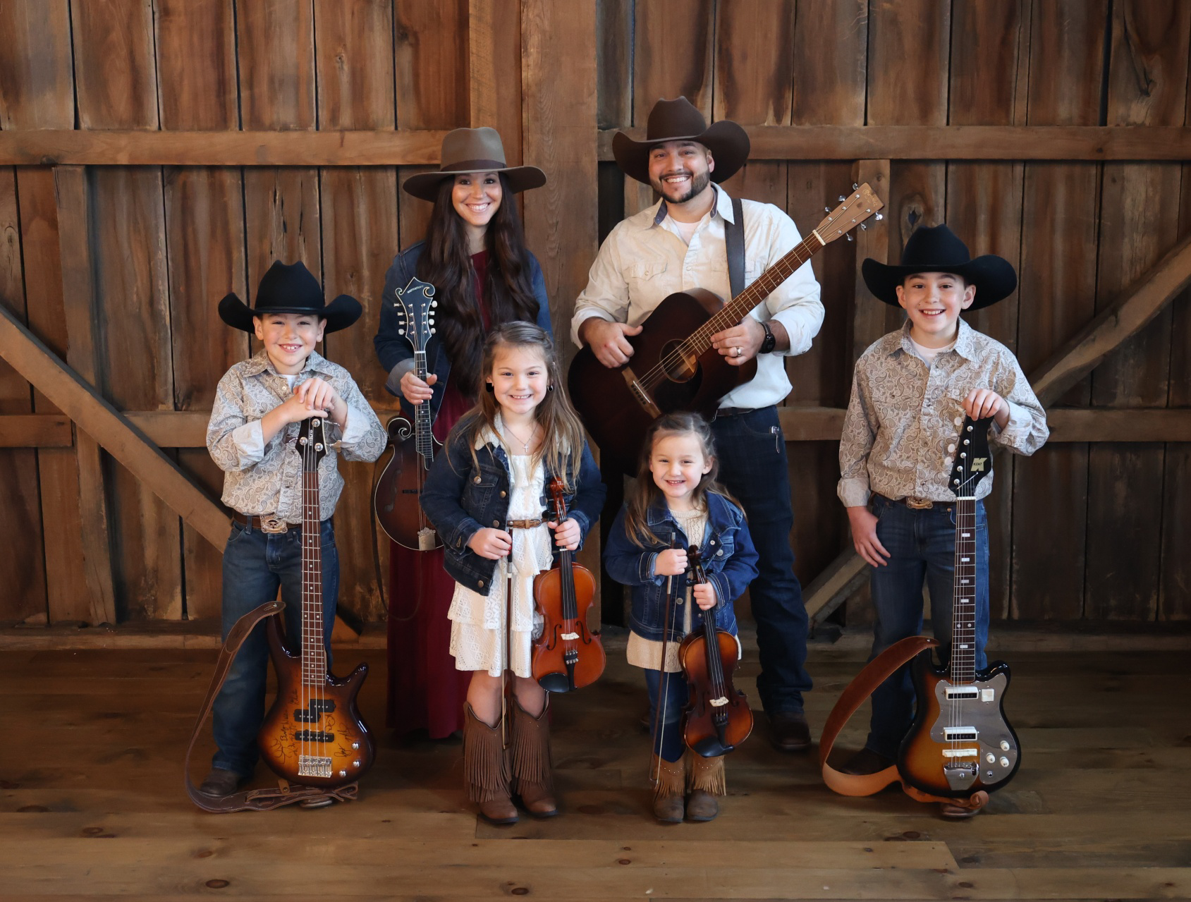 Meet Aaron Stutzman & Family! | Visit Shipshewana